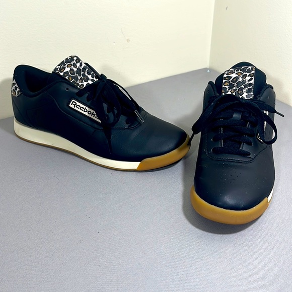 Reebok | Shoes | Classic Reebok Black And Leopard Print Comfortable ...